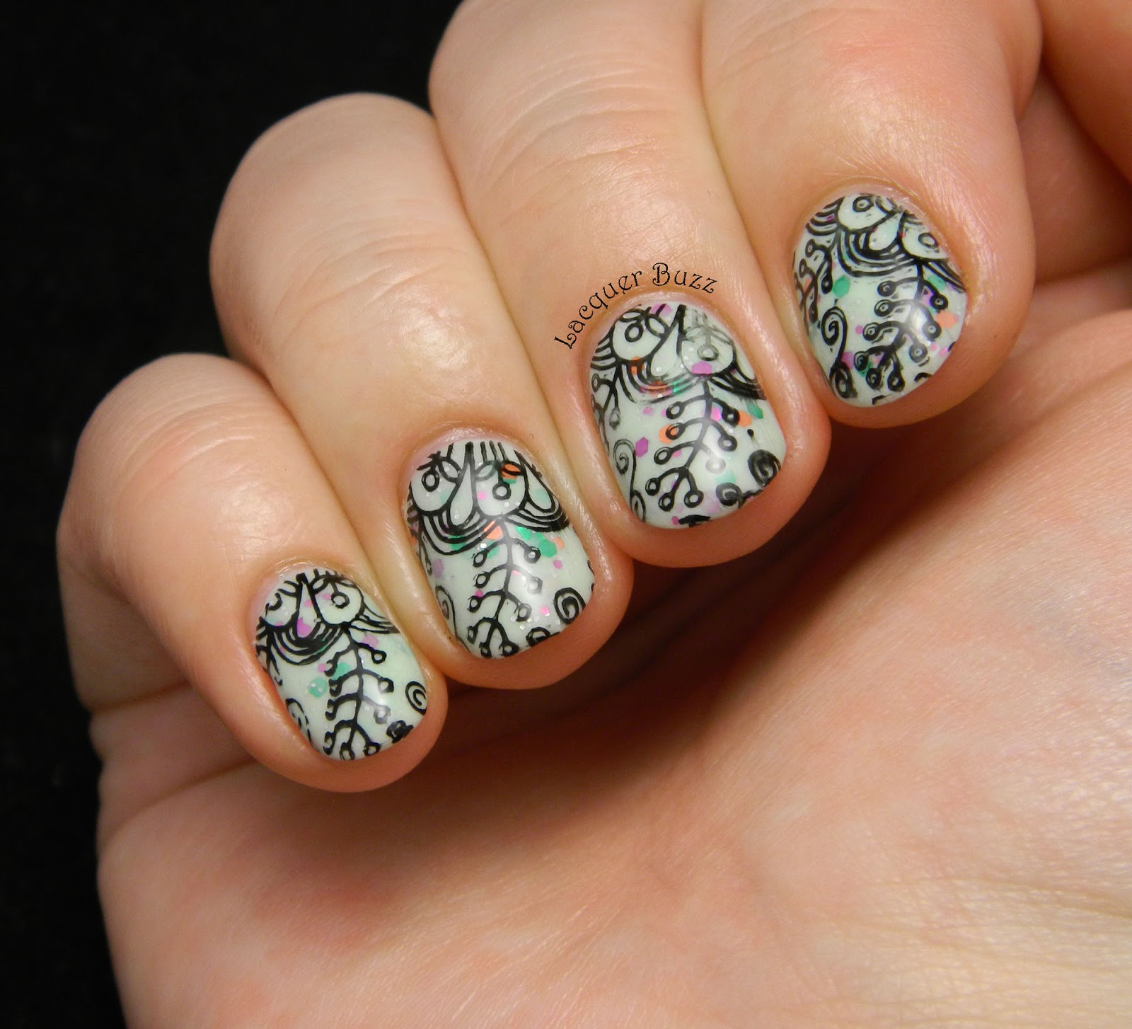 Lacquer Buzz: Born Pretty Store QA61 Stamping Plate Review