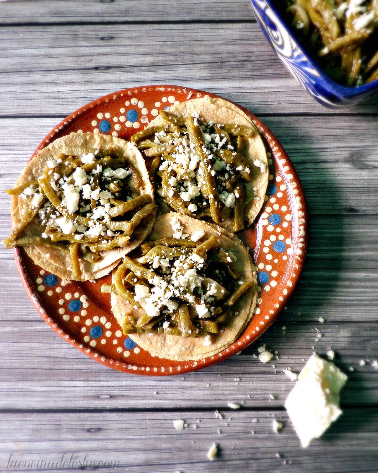 Nopales en Salsa Verde #AtoZrecipechallenge - La Cocina de Leslie