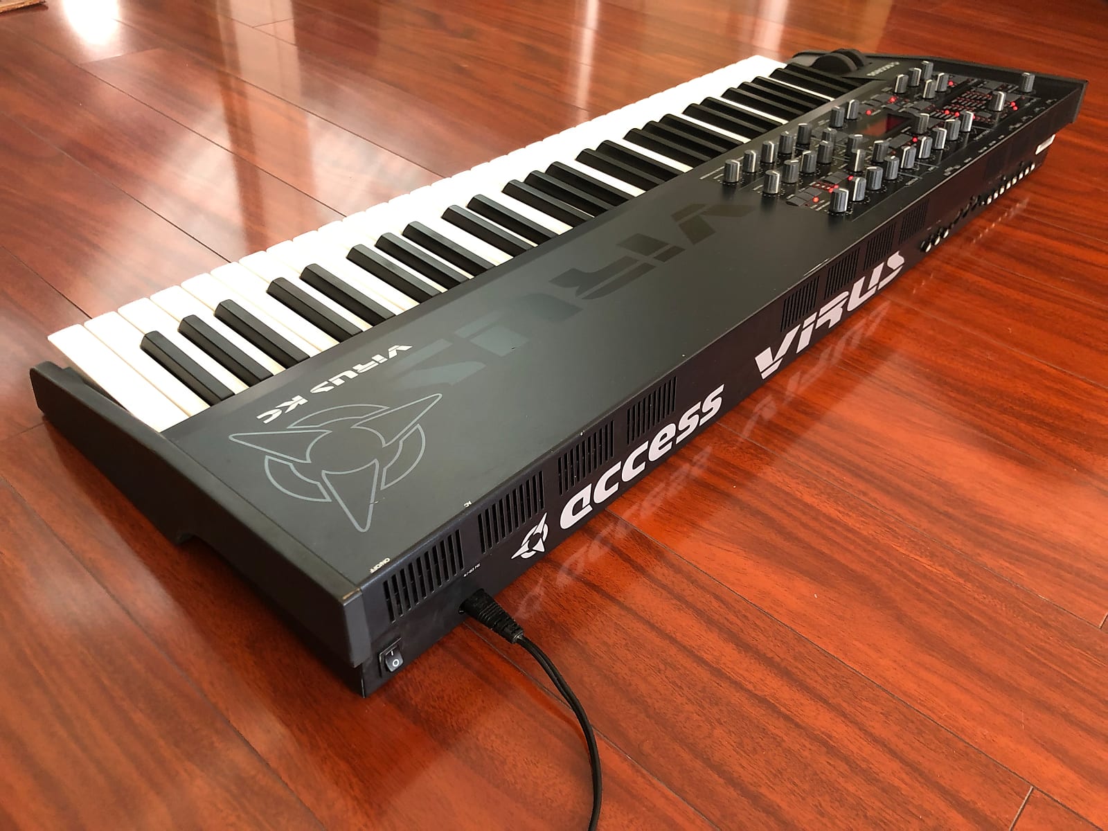 MATRIXSYNTH: Access Virus KC / C Keyboard w/ Extras SN *KCCjUs2C7nL*