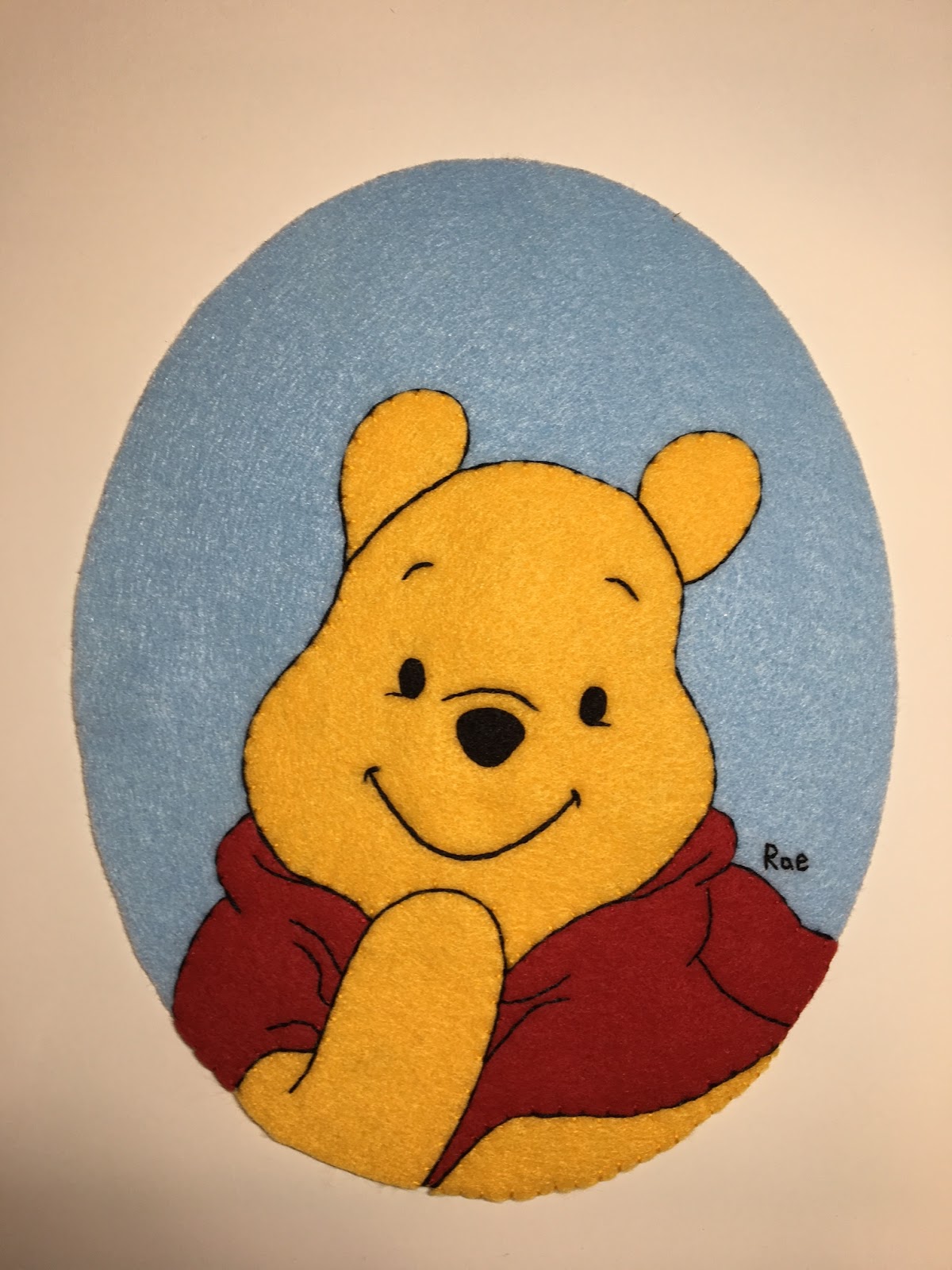 Rae's Arts and Craft Blog: Winnie the Pooh Felt Art