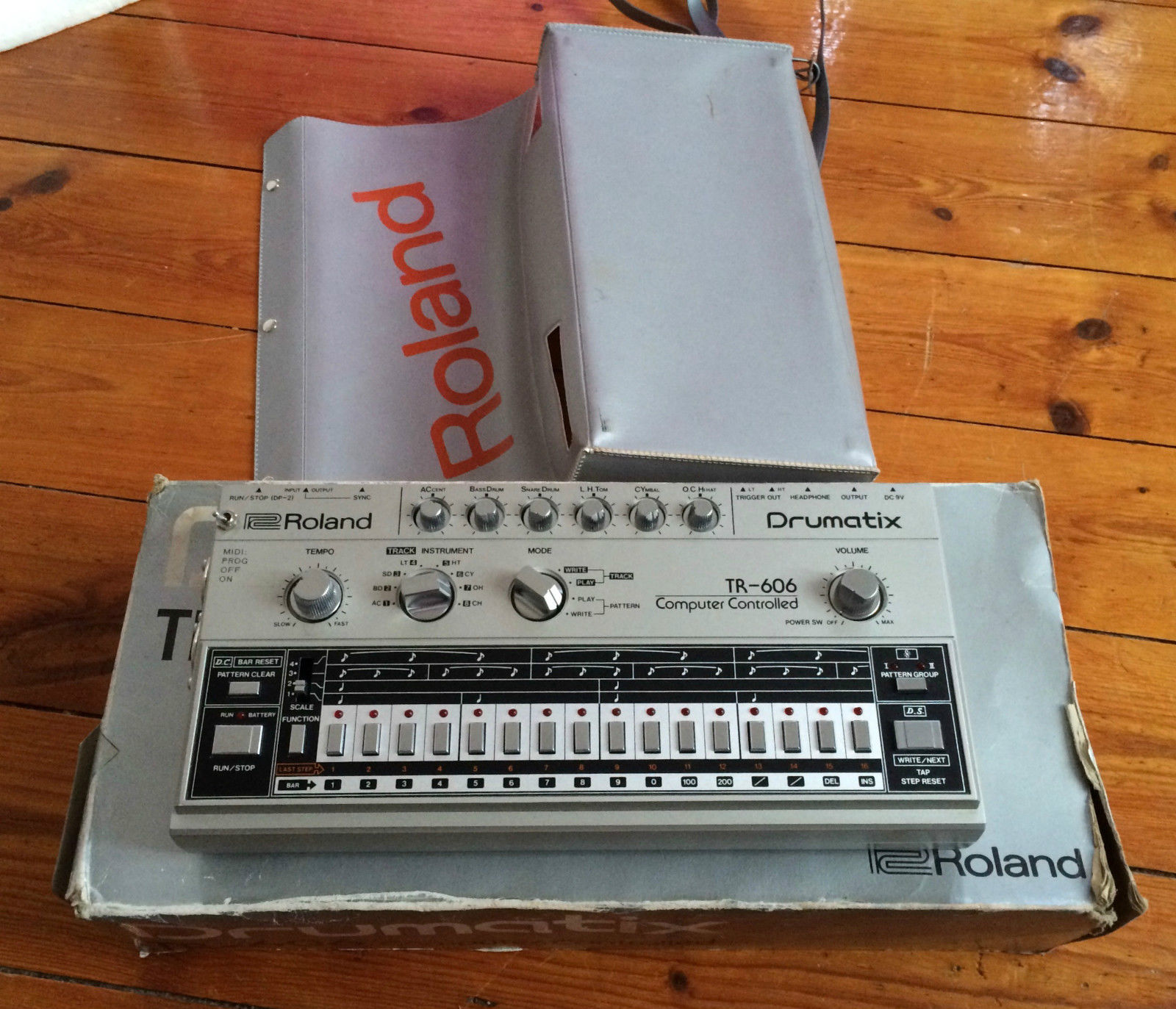 MATRIXSYNTH: ROLAND TR-606 Drum Machine w/MIDI, Mods & Extras
