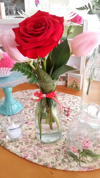 How to Re-arrange a Bad Flower Arrangement - Crafts a la mode