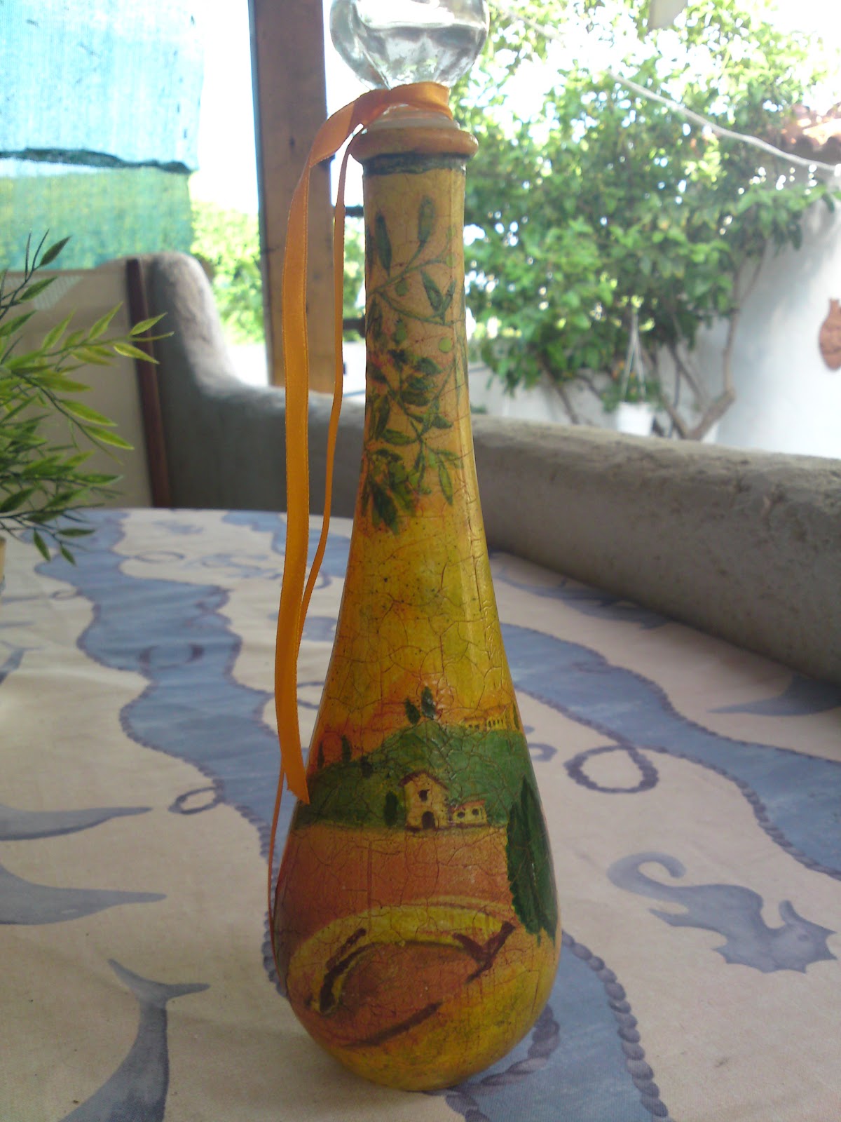 Aussie Dimi decoupage: Μπουκαλια με την τεχνικη ντεκουπαζ!