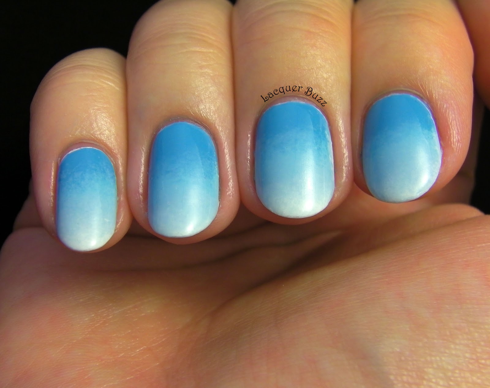 Lacquer Buzz: The Secret Manicure: Blue Gradient