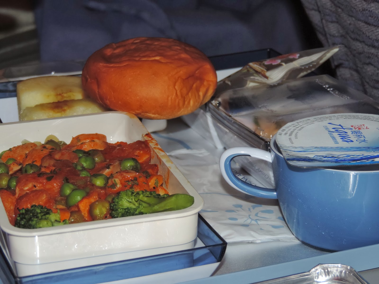 許自己一個飛行的夢: [中華航空] 31 JAN 2014 CI 2106 台北TPE-東京成田NRT 26F