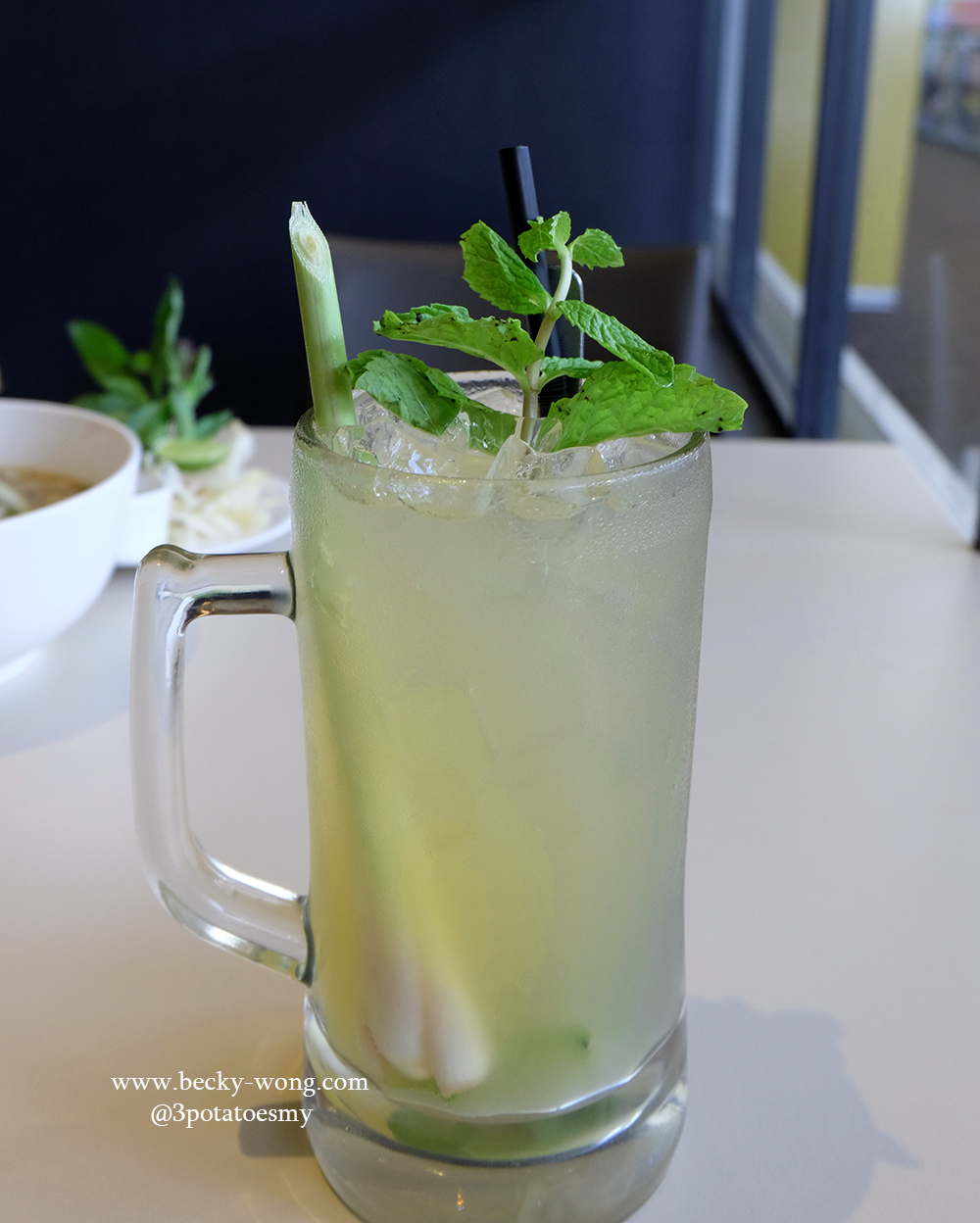 Row Six @ Setia City Mall: Reminiscing the Unique Nanyang Experience ...