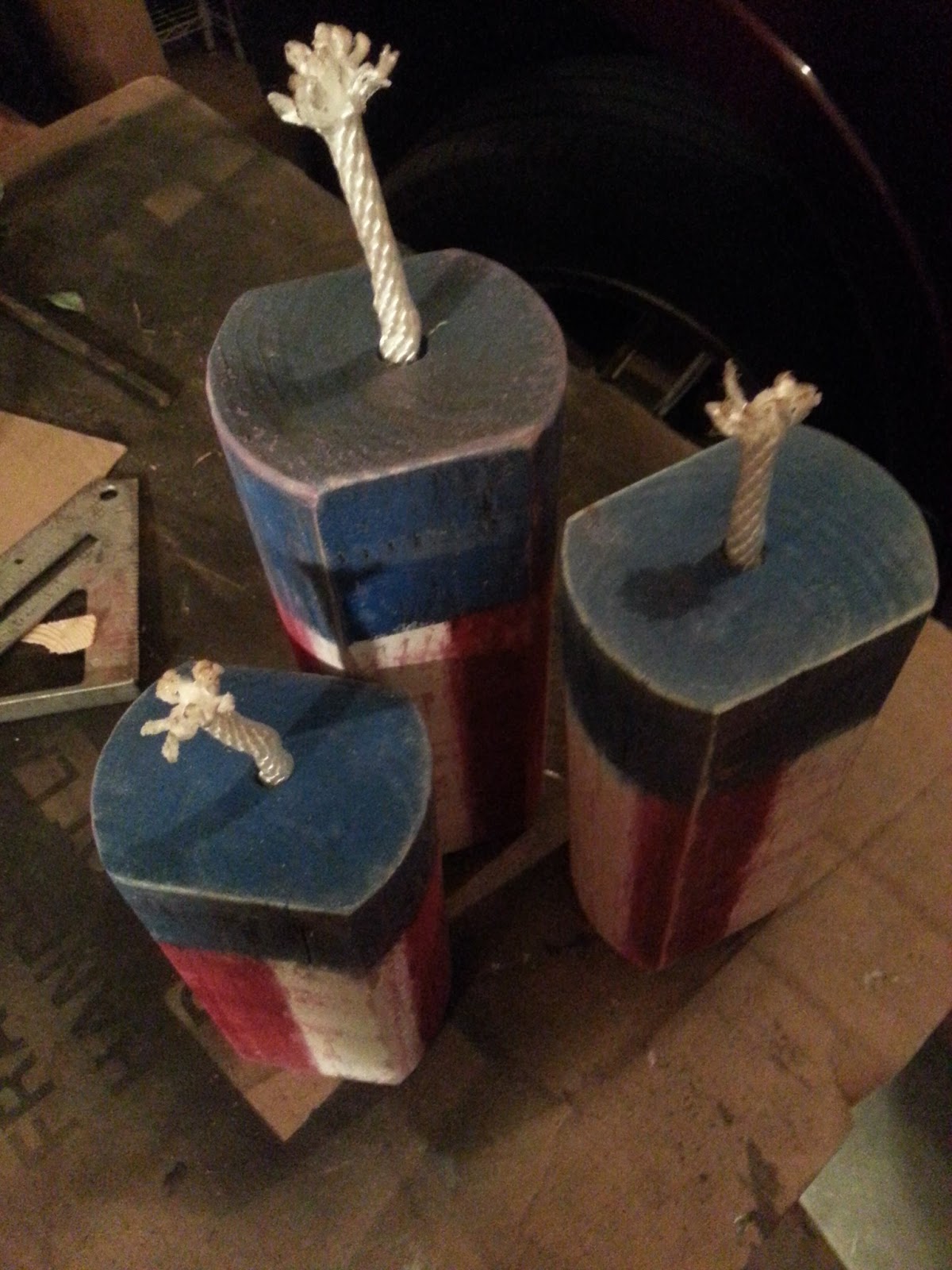 Miss Priss Purple: DIY Wooden Firecrackers