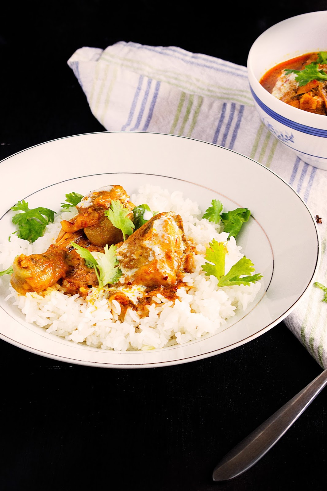 Doi Murgi / Dahi Chicken / Chicken in smooth Yogurt Sauce