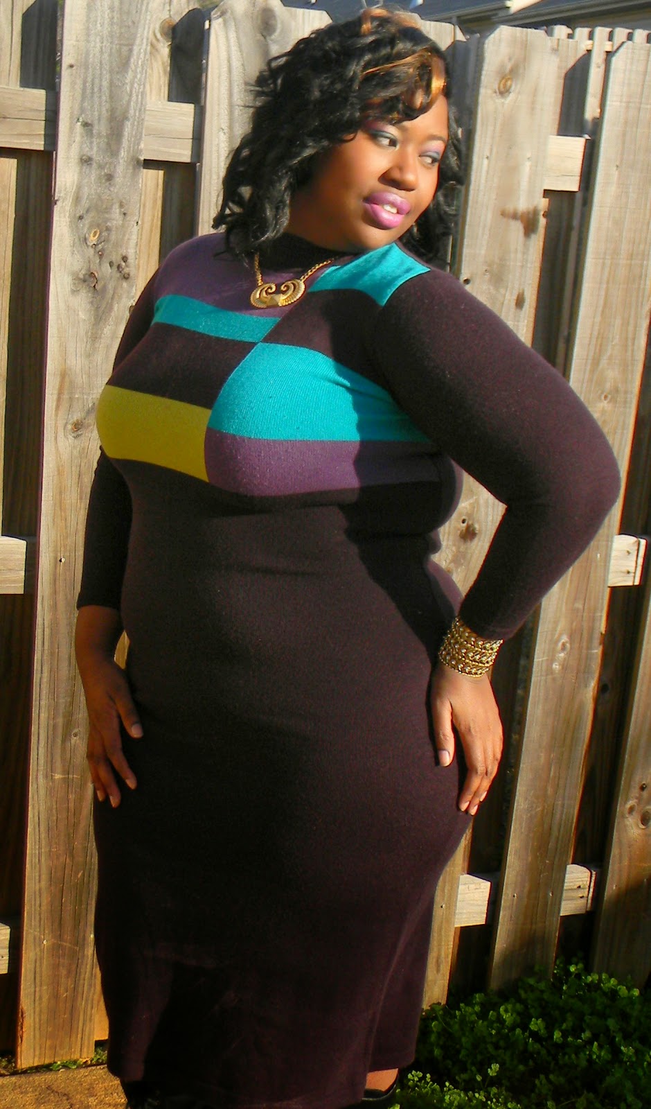 Thrifty Thursday: It fits a lil Snug... - ShapEly Louise