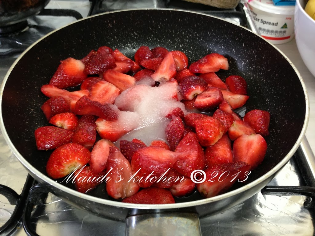 Maudi's kitchen: Selai Strawberry "Home Made"