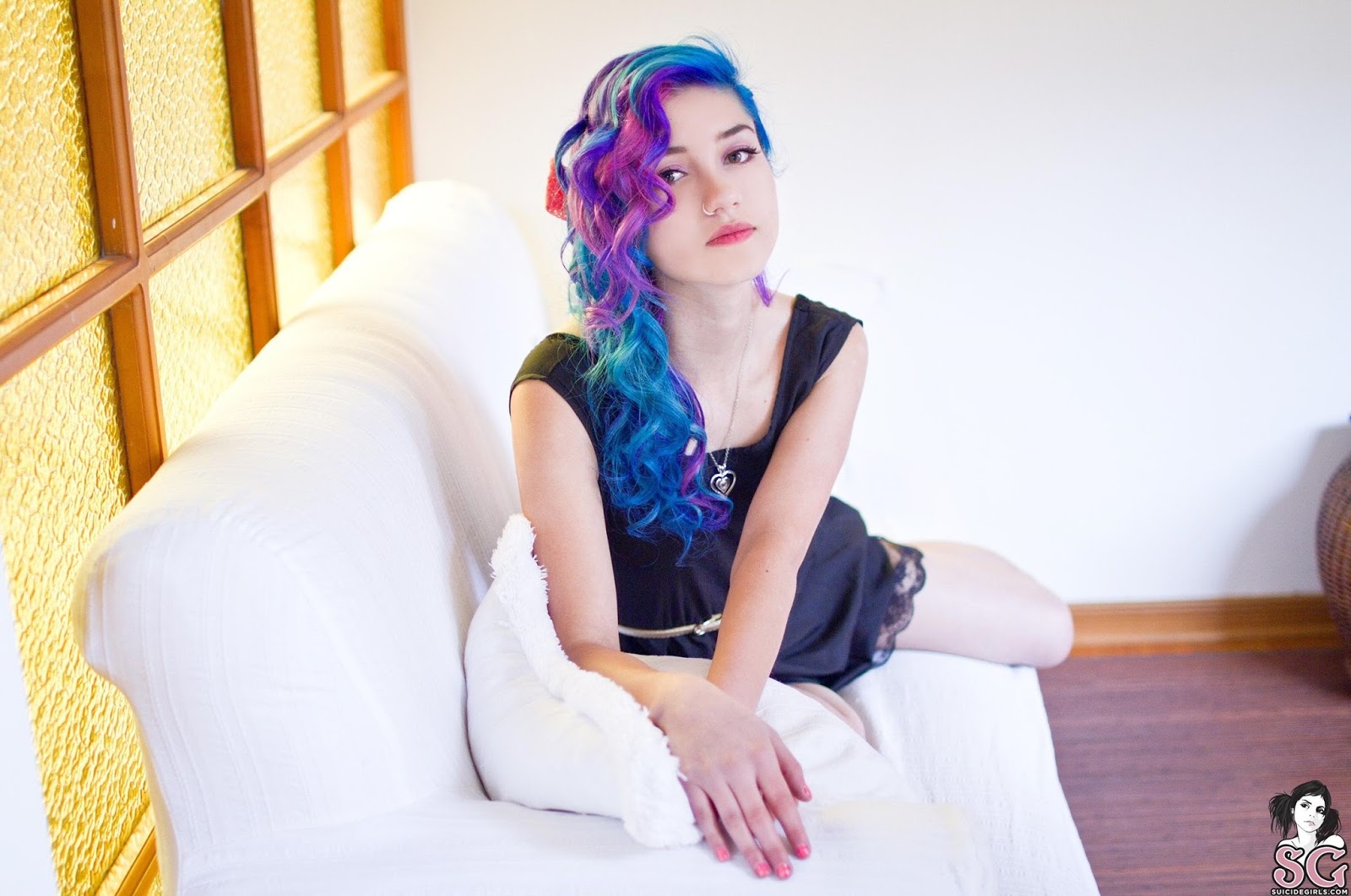 SG - Las Mejores Chicas: Fay - Love Me Like You'll Never See Me Again