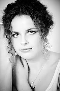 Glamour & Boudoir: A glamour session with Sarah