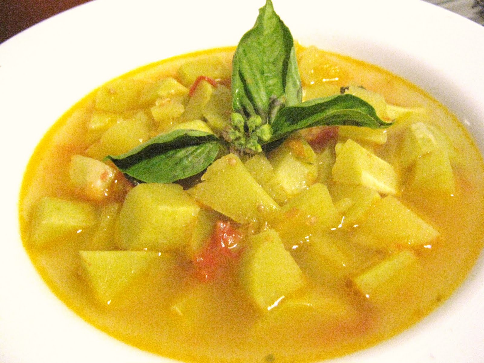 SenzaPanna: Minestra tiepida di zucchetta serpente di Sicilia