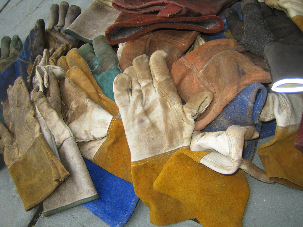 New Blacksmithing Gloves - NaBloPoMo Day 22