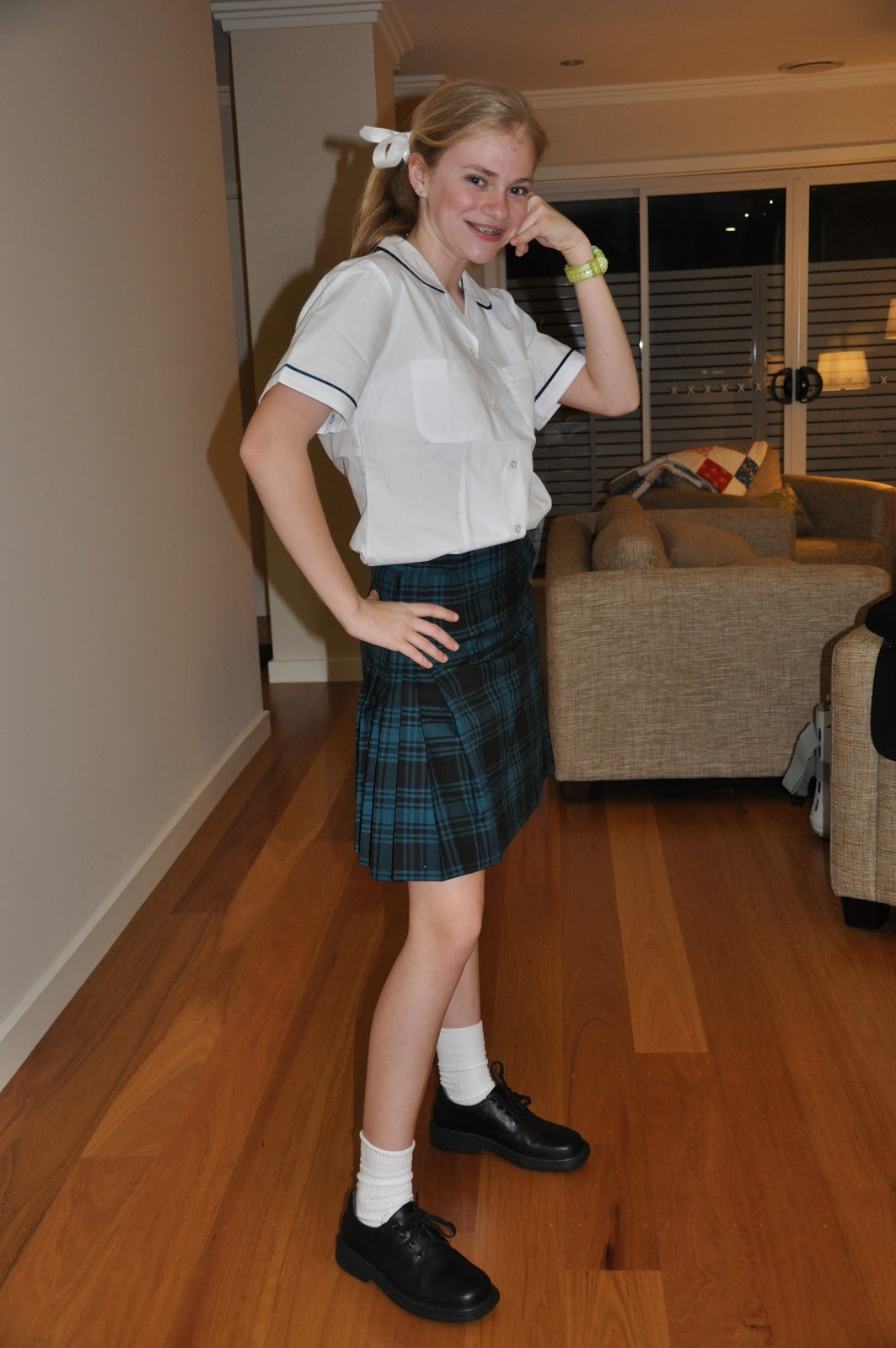 blonde school uniform images - usseek.com