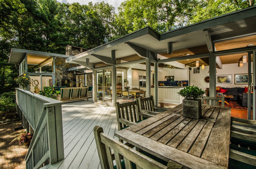 Muppet Stuff: Jim Henson's Former Home for Sale!