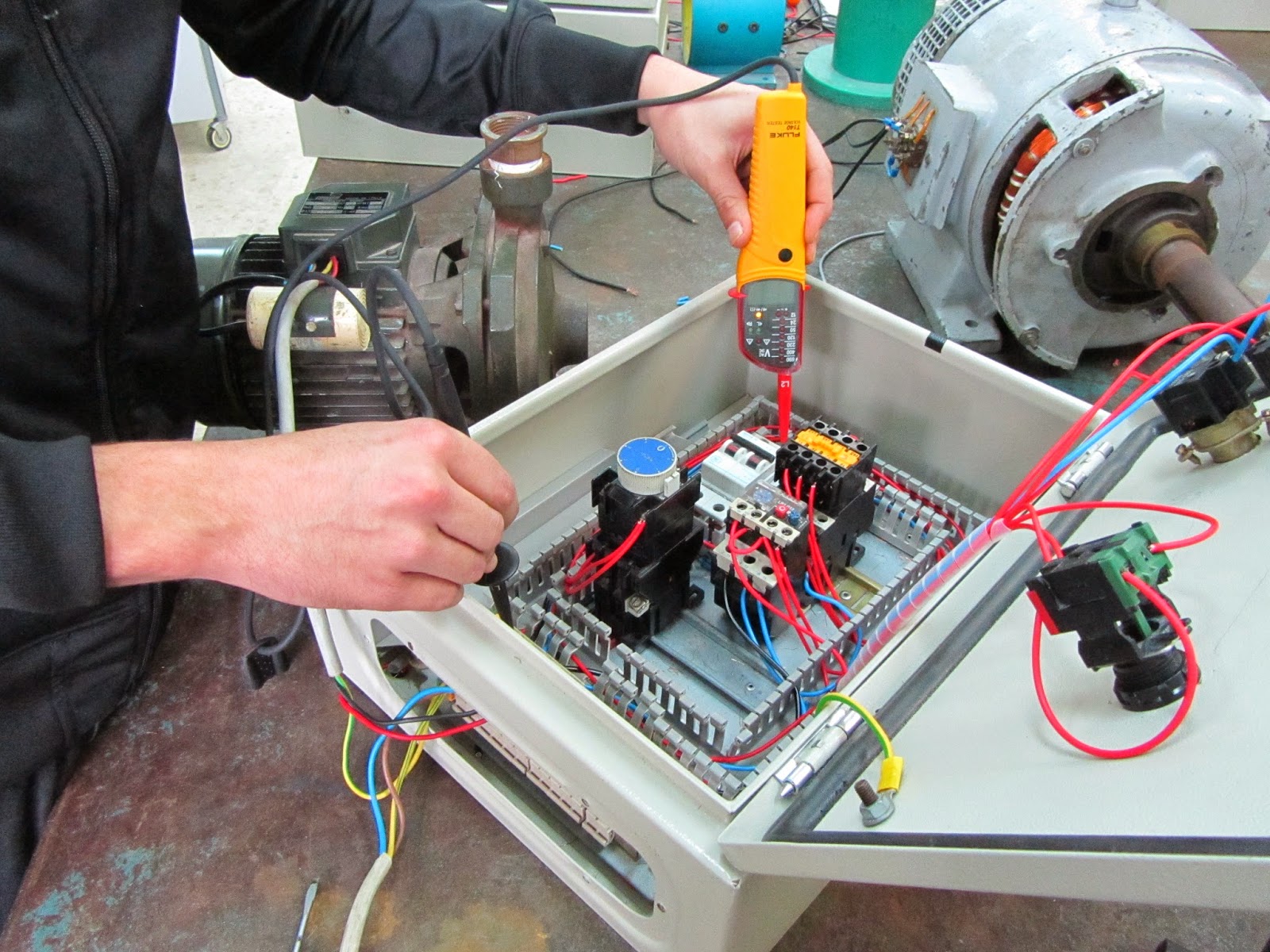 Manuel Espada Martin: OPERACIONES A REALIZAR PARA DETECTAR AVERÍAS EN ...