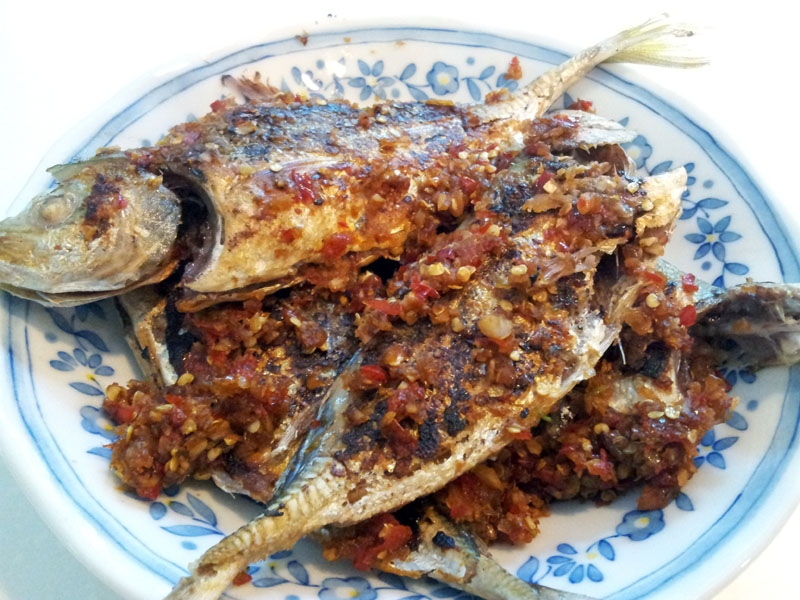 Wild Child: Home-cooked dinner: Selar fish, eggs, watercress, ikan bilis