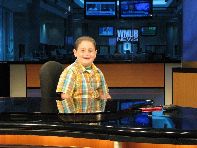 Travels with Chase and Bud: I'm baaaaack! We visit WMUR Studios and a ...