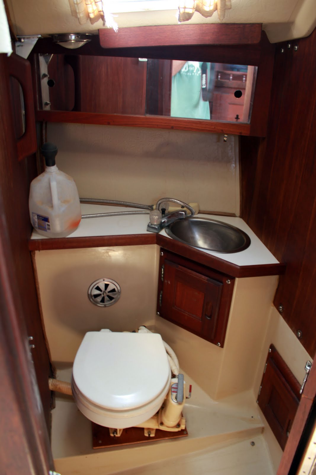 Georgetown Catalina 30 For Sale: Interior Photos