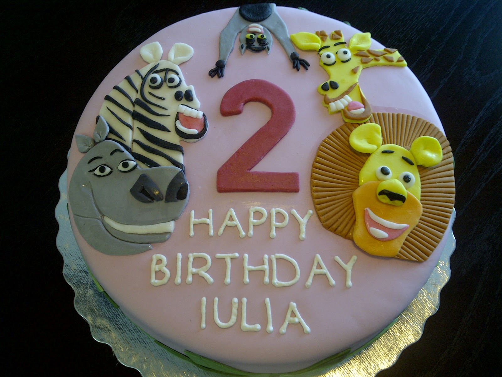 Cynfully Sweet: Madagascar Cake