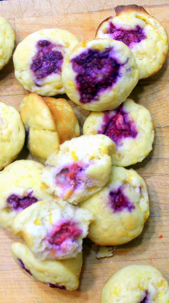 52 Ways to Cook: Raspberry Peach Melba Mini Muffins with Peach Schnapps
