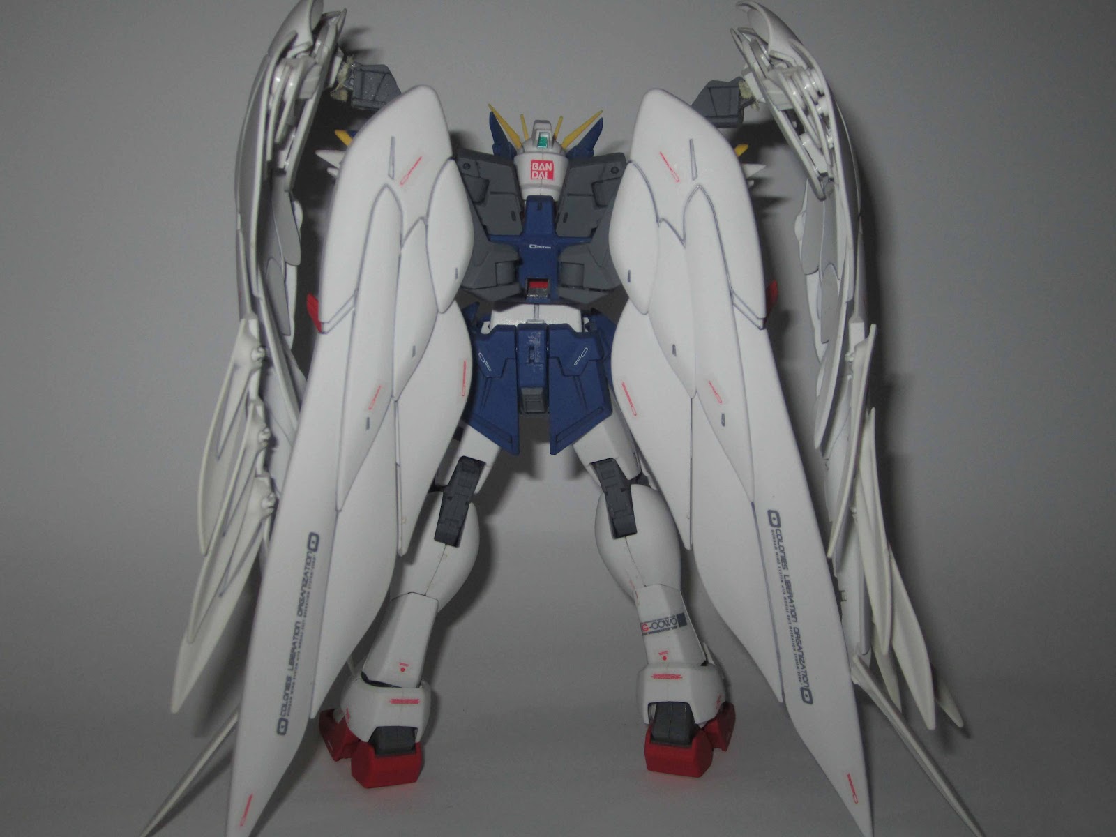 Picoh's Gundam Empire: Reviews - MG 1/100 Wing Gundam Zero Custom ...