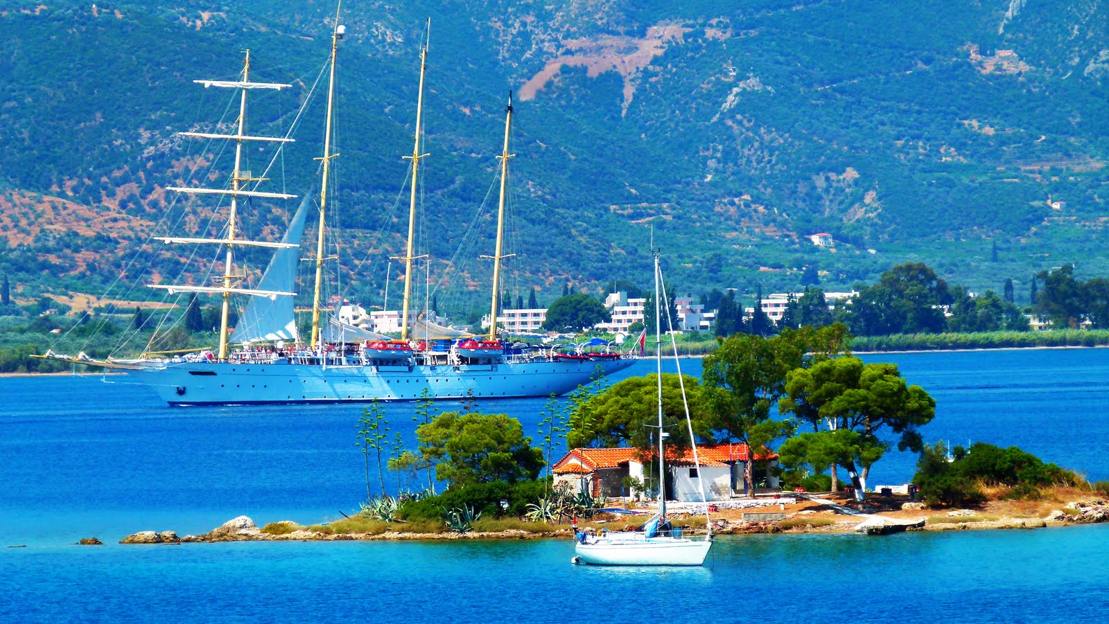 ΑΣ ΤΑ ΚΑΝΟΥΜΕ ΘΑΛΑΣΣΑ......: Πόρος - Poros Island - Greece