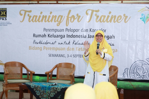 Perbaiki Keluarga Indonesia, Perempuan PKS Jateng Selenggarakan ...
