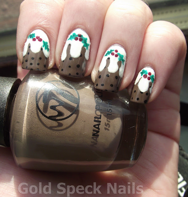 Gold Speck Nails: Christmas Pudding!