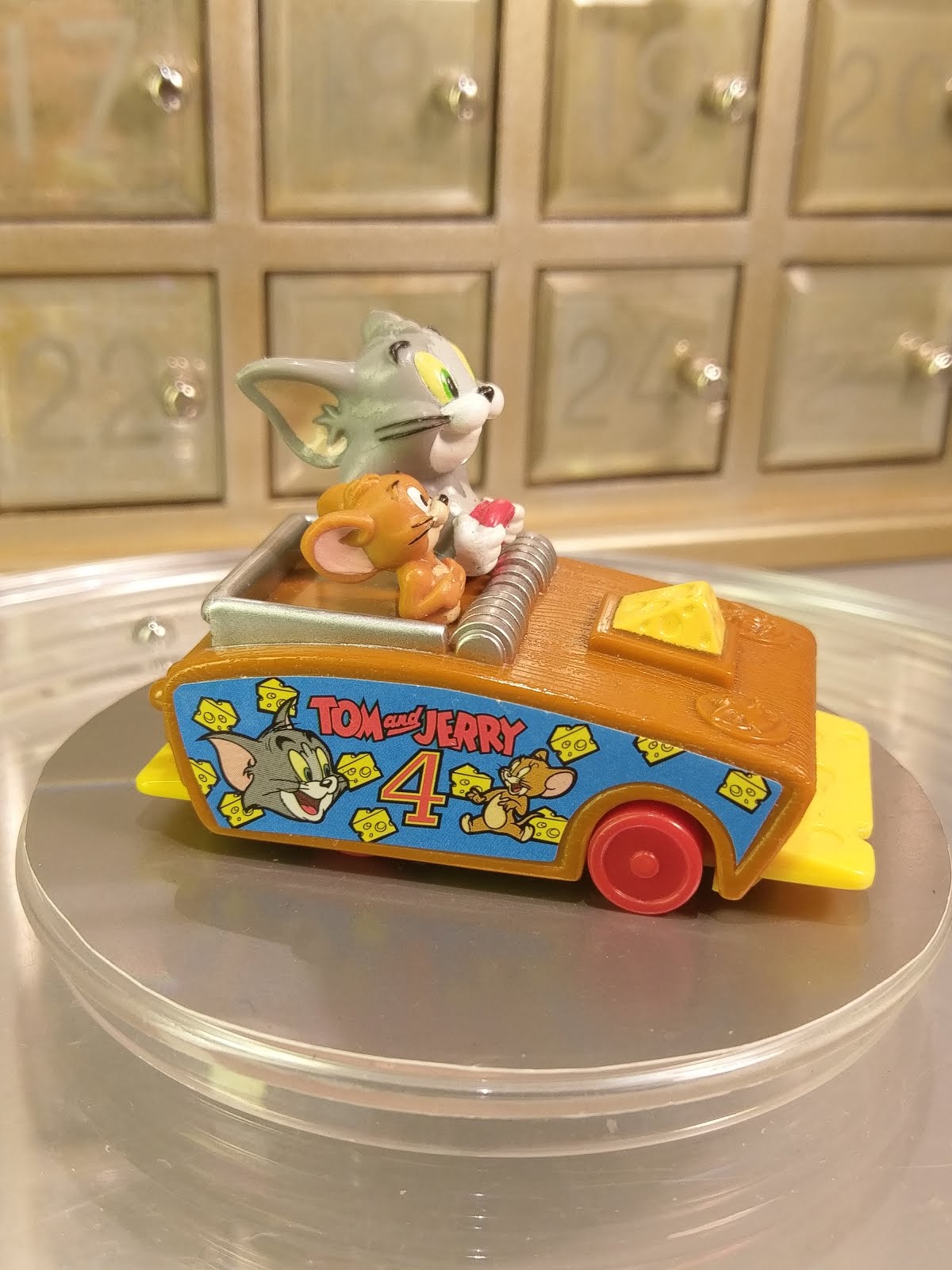 Vintage Tom and Jerry Cartoon Network Motorized Pull Back Toy Mousetrap ...