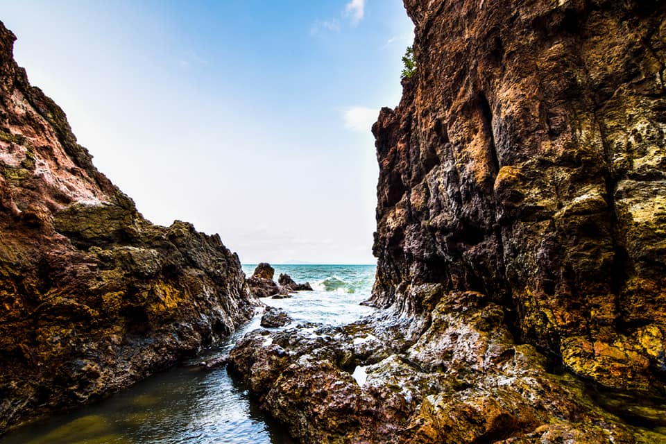 Pulau Mawar & Teluk Sari – Gate To Heaven and A Stargazing Rendezvous ...