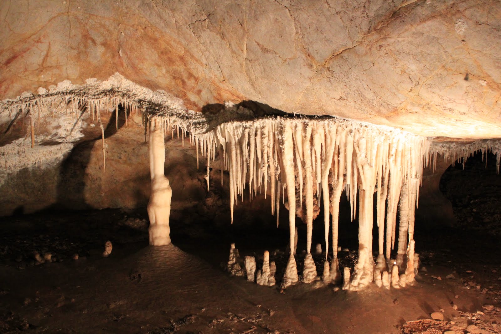 Good Things*: Jenolan Caves