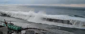 ~WORLD TRAGEDY~: the biggest tsunami in the history