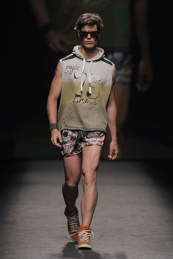 Fashion weeks, Guys and Runway on Pinterest