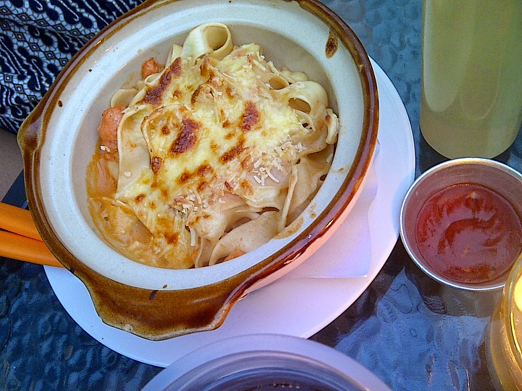 Noni Halimi: Warung Pasta