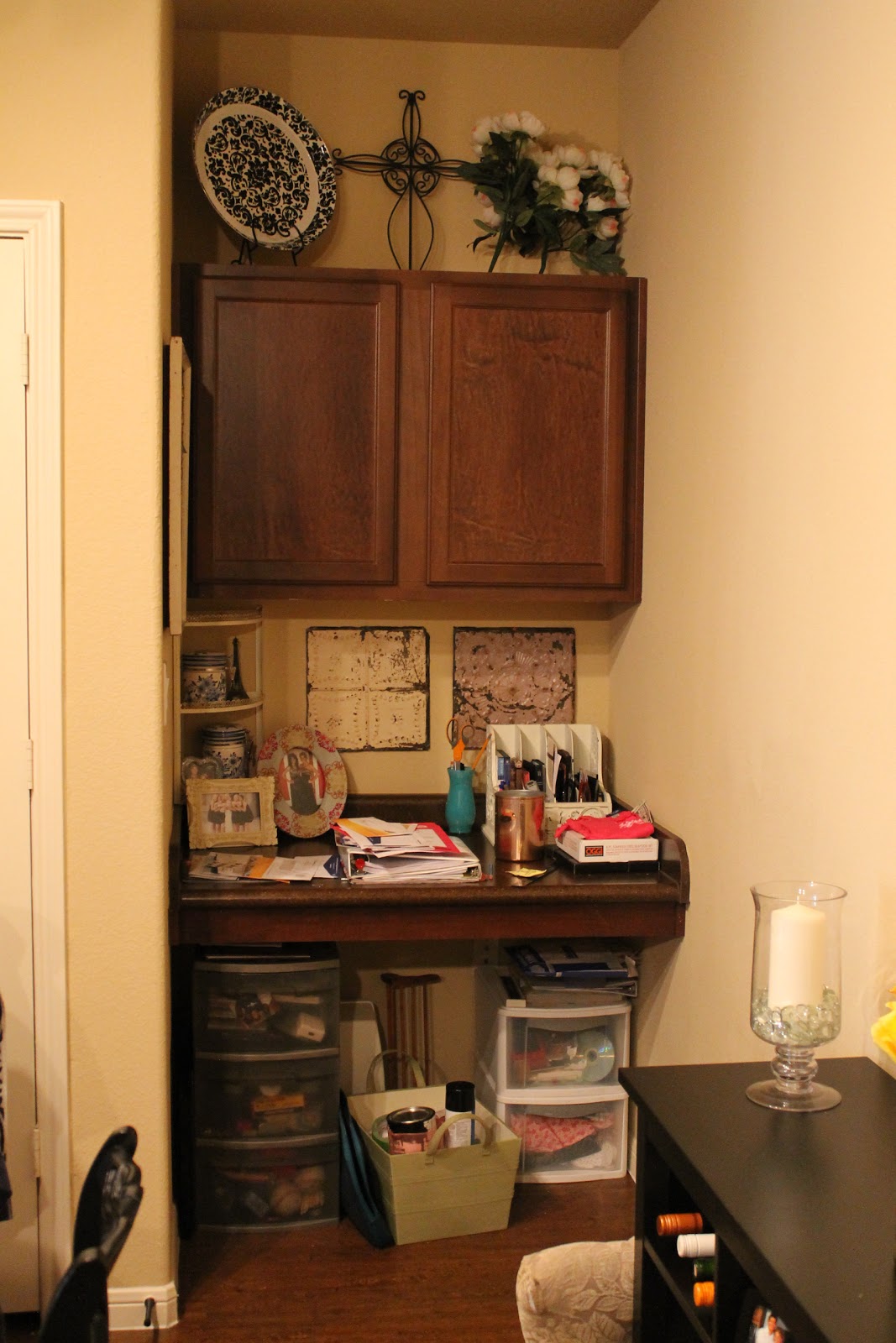 Wonderfully Made: No Sew Desk Curtain