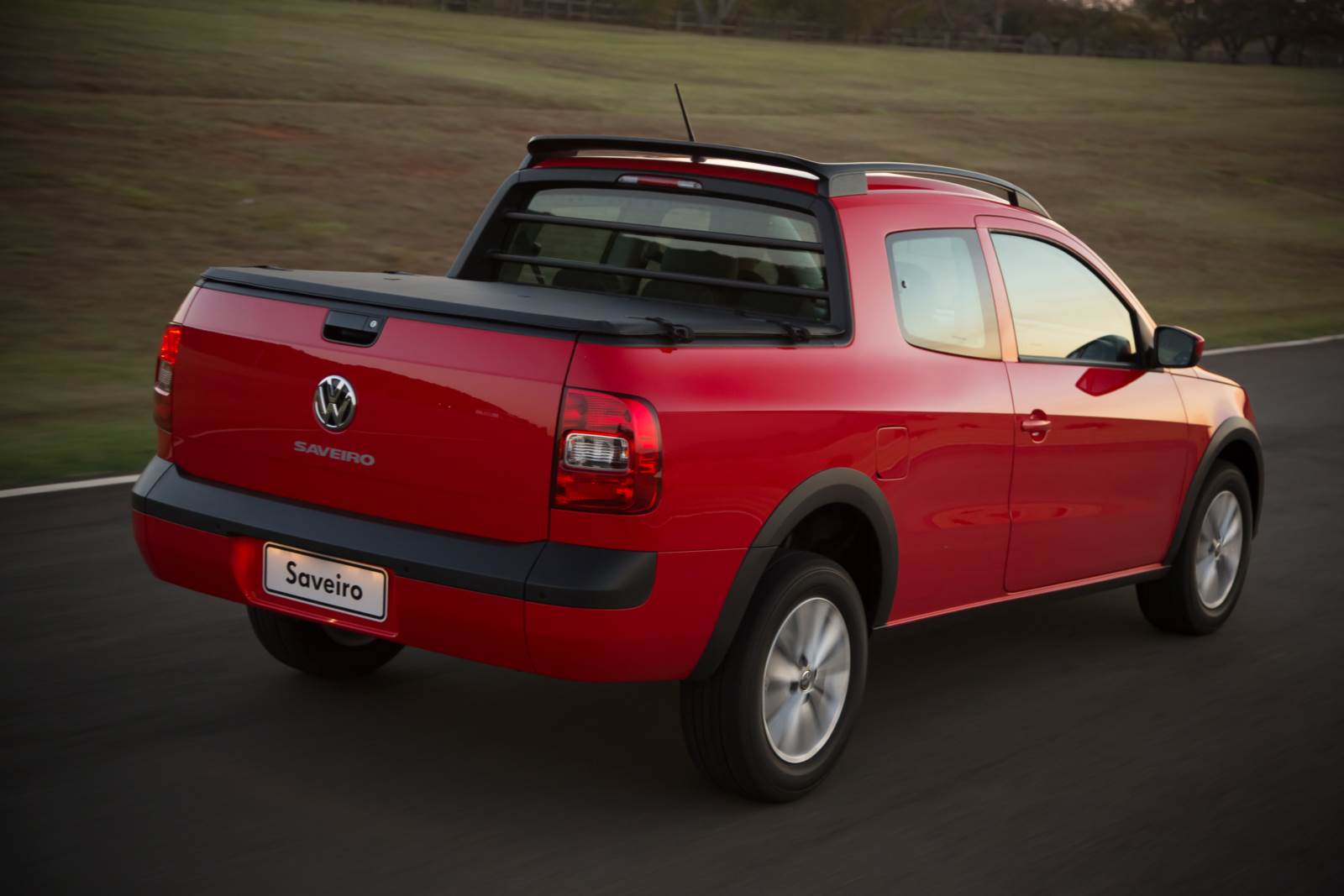 Nova Saveiro Cabine Dupla 2015: preços, vídeo e detalhes