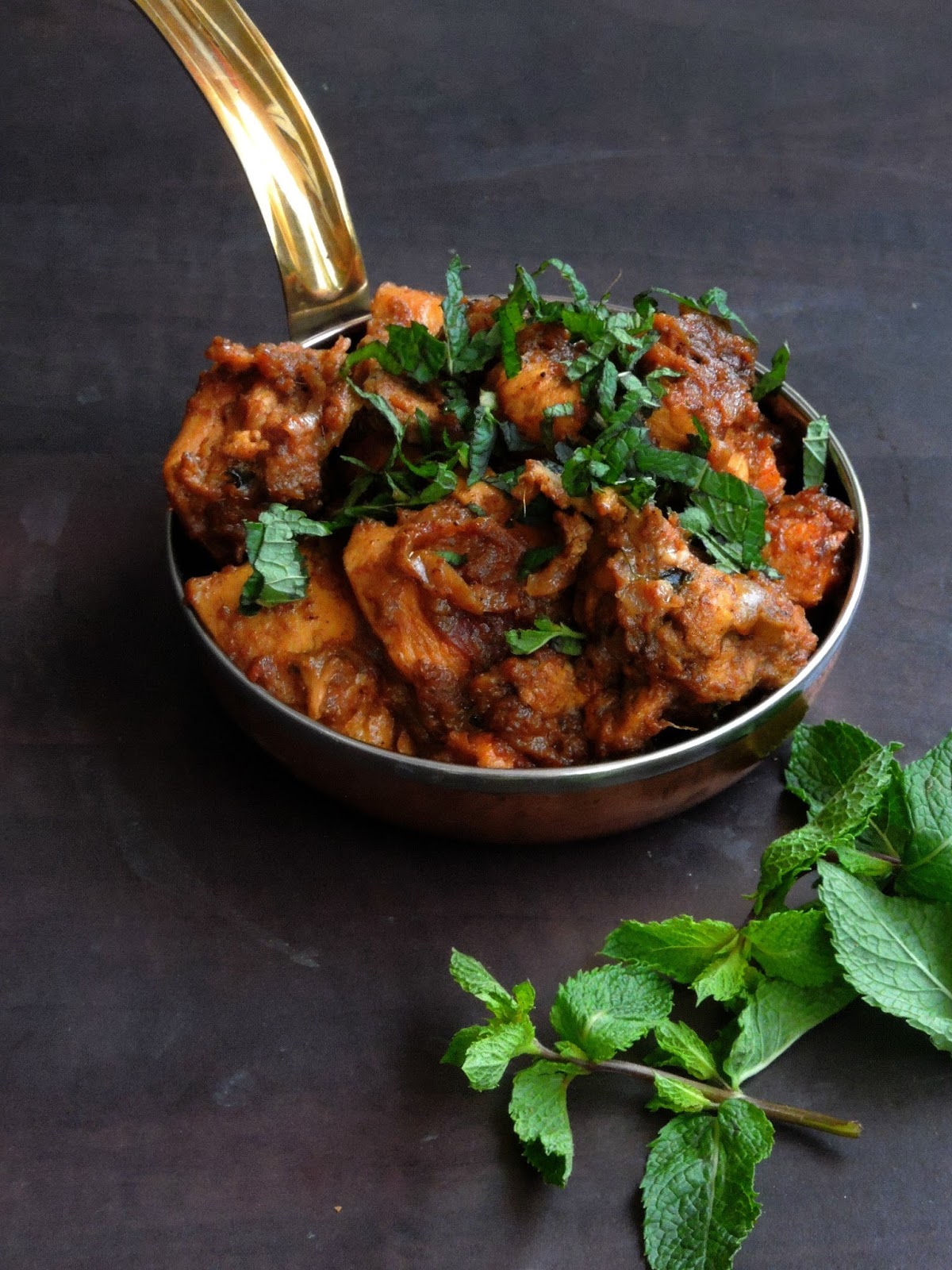 Priya's Versatile Recipes: Murgh Kalimirch/Black Pepper Chicken