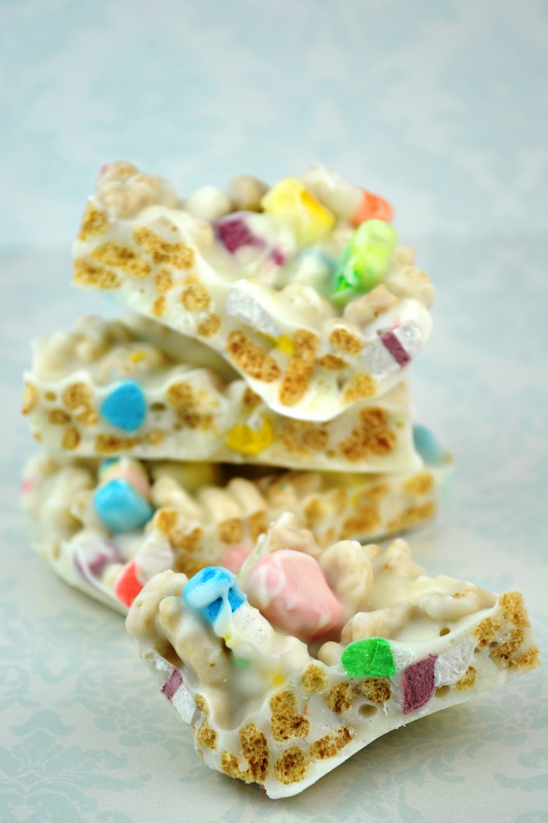 Sweetology: Lucky Charm Candy Bark Treats