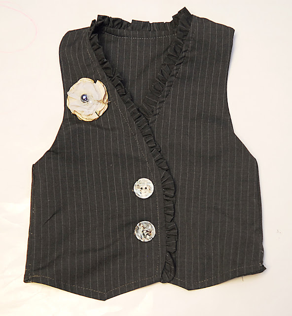 "vest" Friends! (the girl vest) - Shwin & Shwin