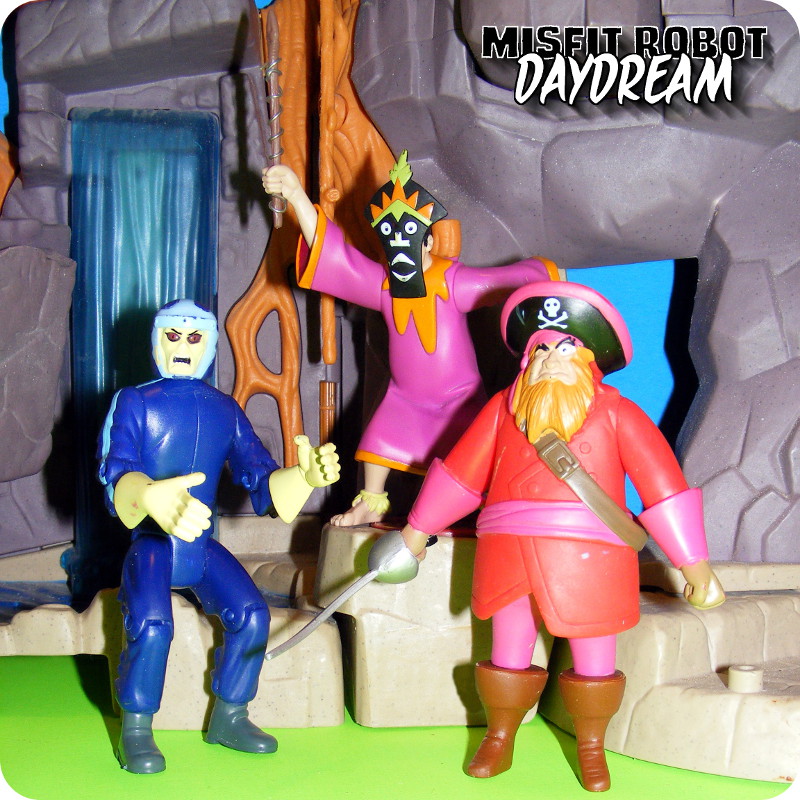 Misfit Robot Daydream: Scooby-Doo "The Phantom Racer," "The Witch ...