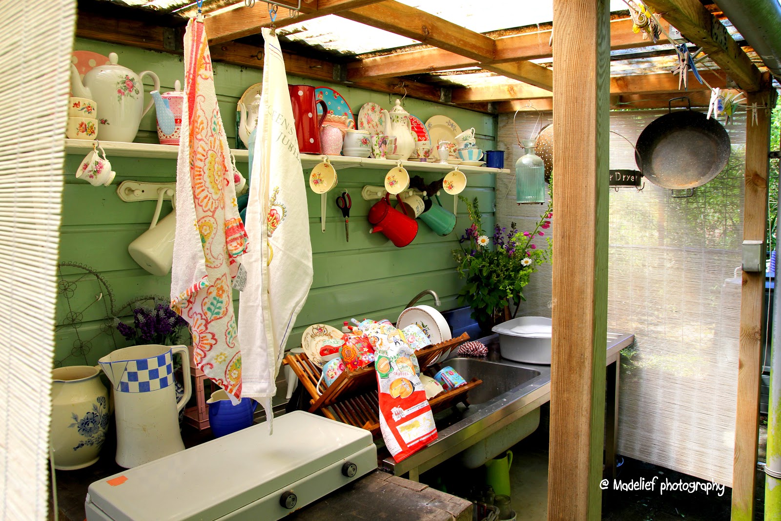 Madelief: The allotment kitchen