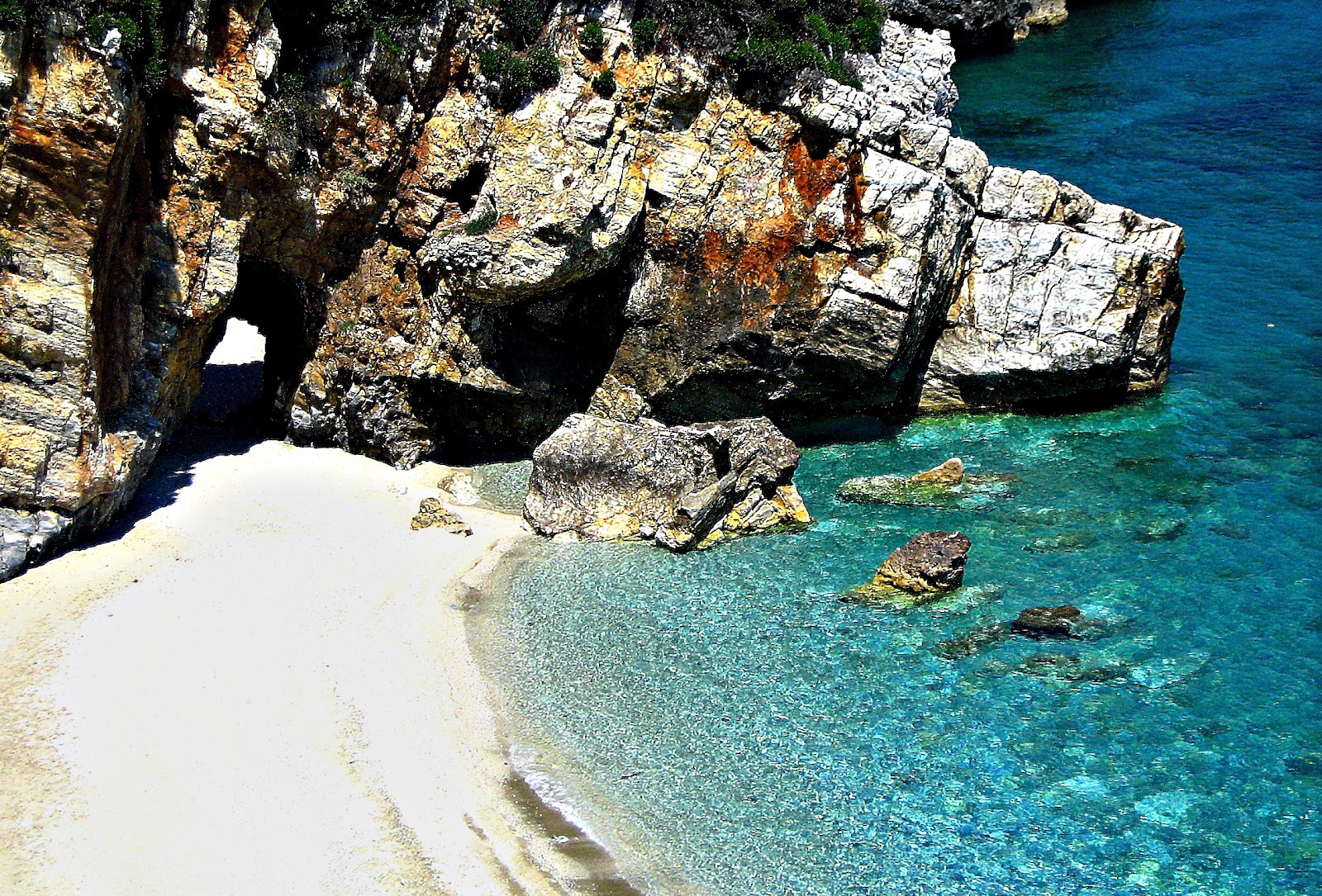 Villa Kleopatras: Η ΤΣΑΓΚΑΡΑΔΑ ΠΗΛΙΟΥ