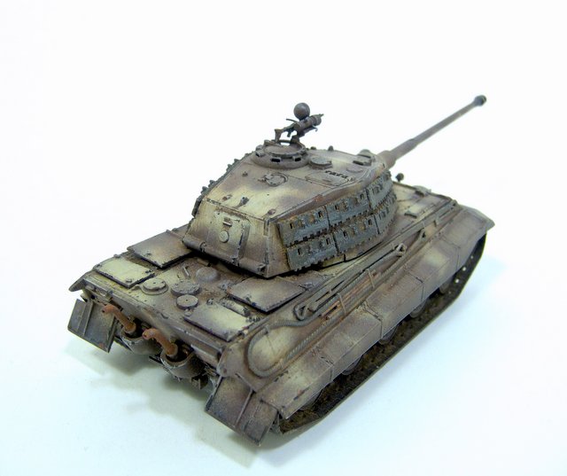 Gulumik Military Models: Night King Tiger 1/72 Revell/Scratch - Gallery