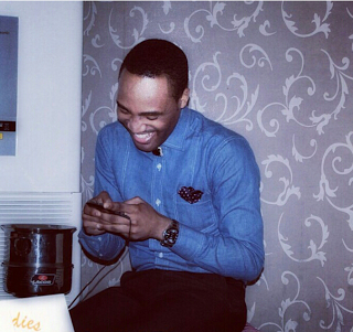 Photos: HiponTV Presenter Dayo got lot of kisses on his birthday ...