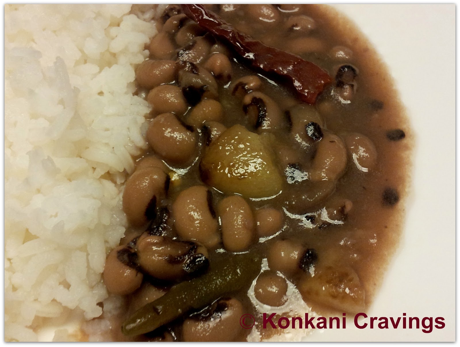 KONKANI CRAVINGS: Alsande Be (Black Eyed Beans) Saar Upkari