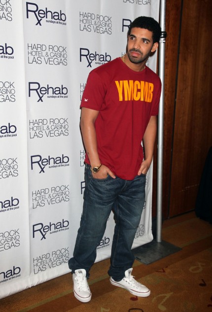 Drake Is Growing A Mini Fro | Media Crumbs