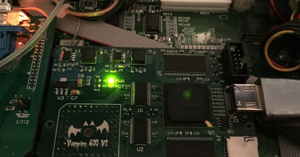 mfilos Computers & Consoles blog: Α600: Vampire V2 arrived and it's hawt!