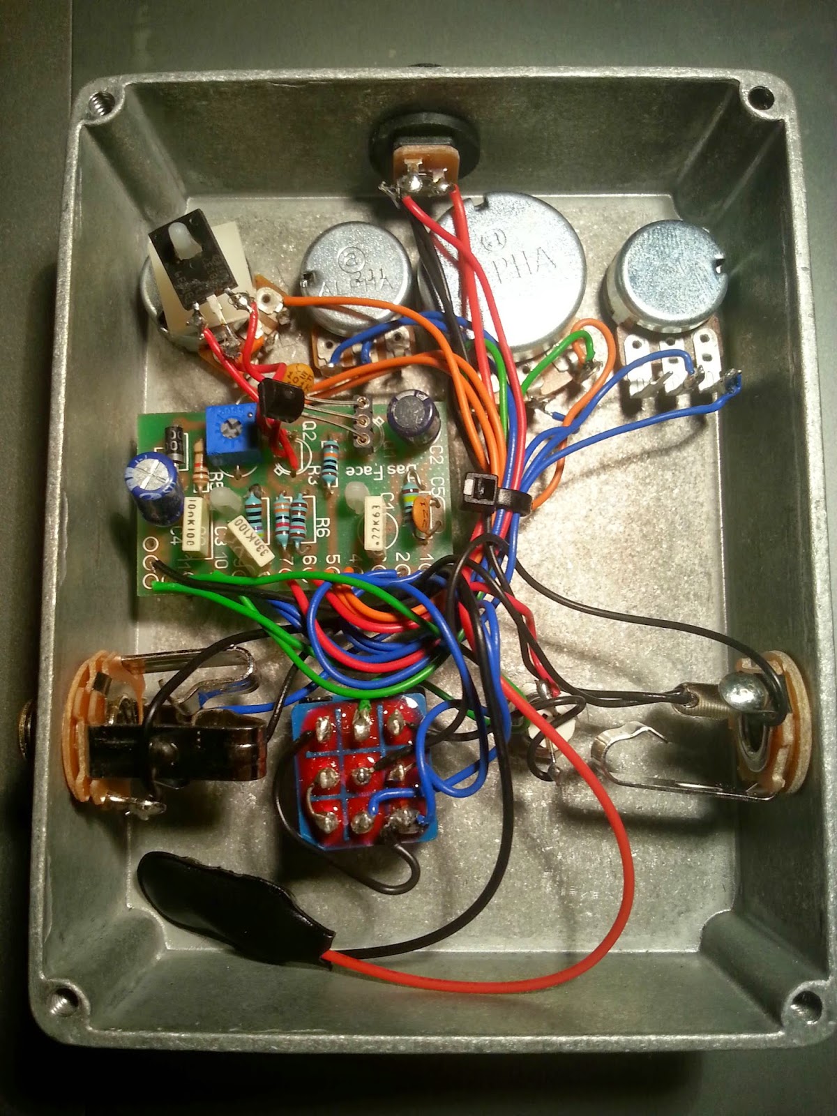 DIY Guitar Pedal Blog: Axis FuzzFace Silicon